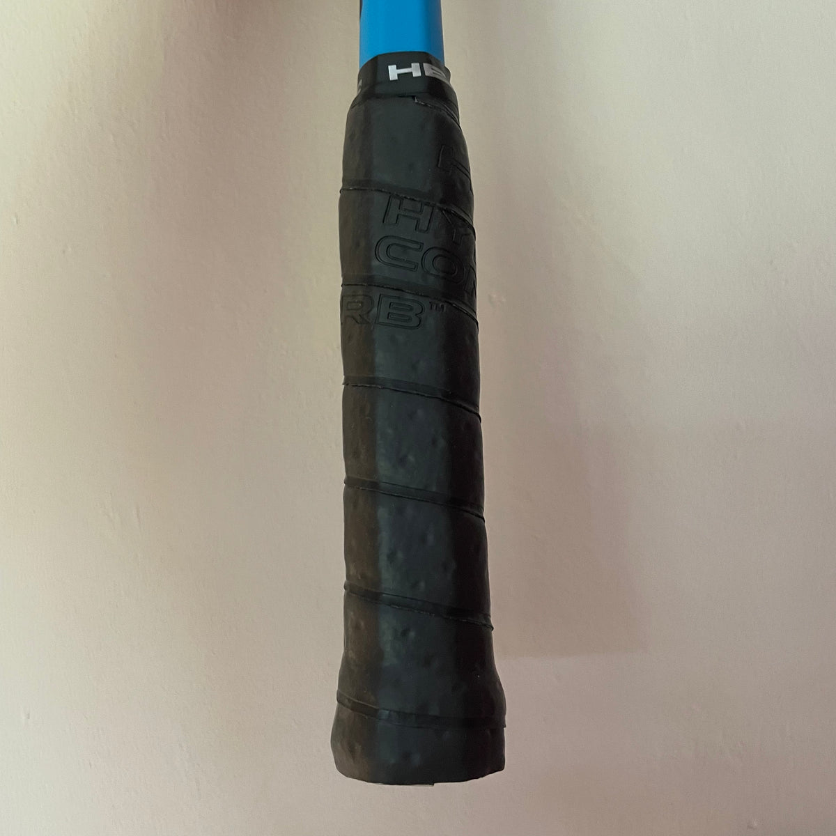 Head HydroSorb Comfort grip (black or white) – Warwick Racket Stringing